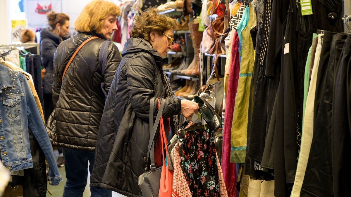 De los muebles a la ropa: la época dorada del mercado de segunda mano