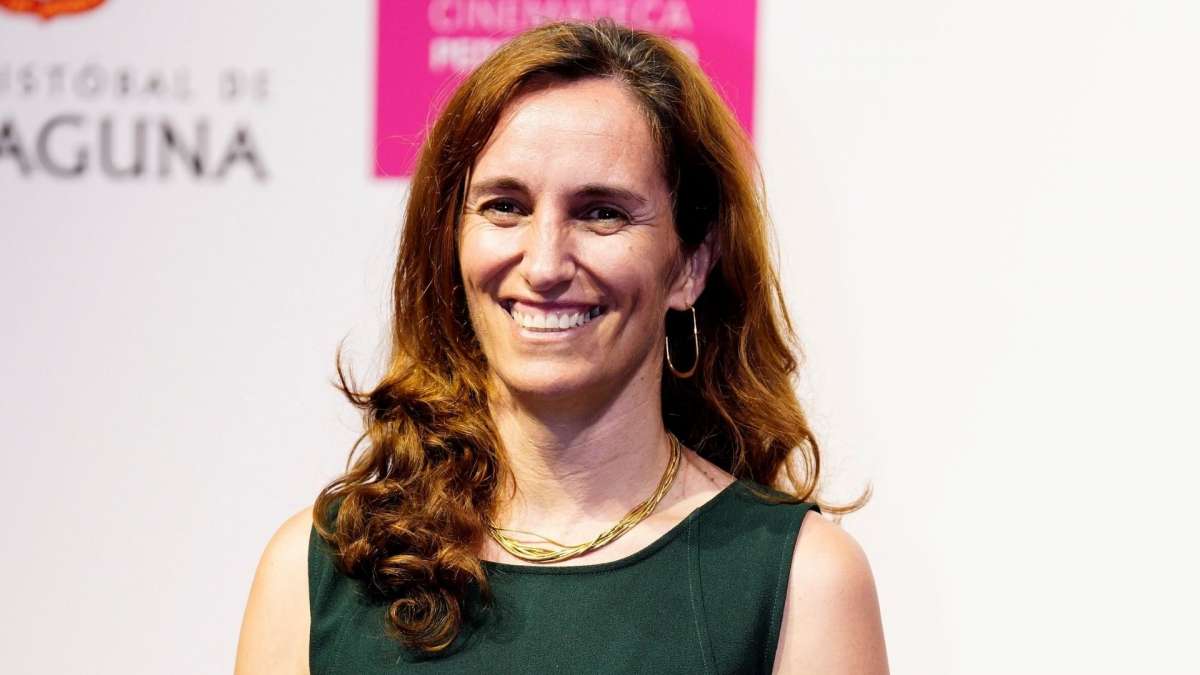 Así es Mónica García: su marido, su divorcio secreto, sus 3 hijos, sus ...