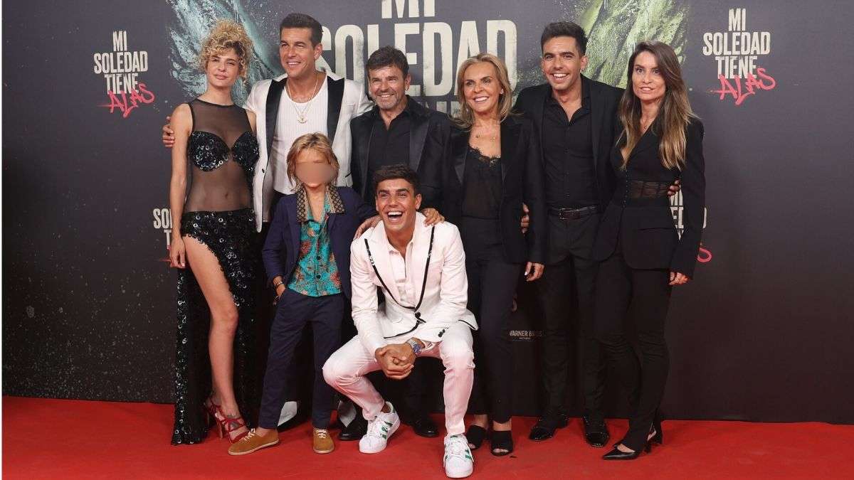 Así es Mario Casas: su edad, sus padres y hermanos, su pareja, sus ex ...
