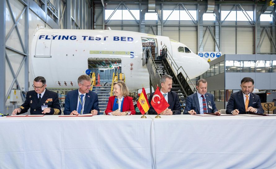 De Hürjet a Saeta II: el desafío de “españolizar” treinta aviones ...