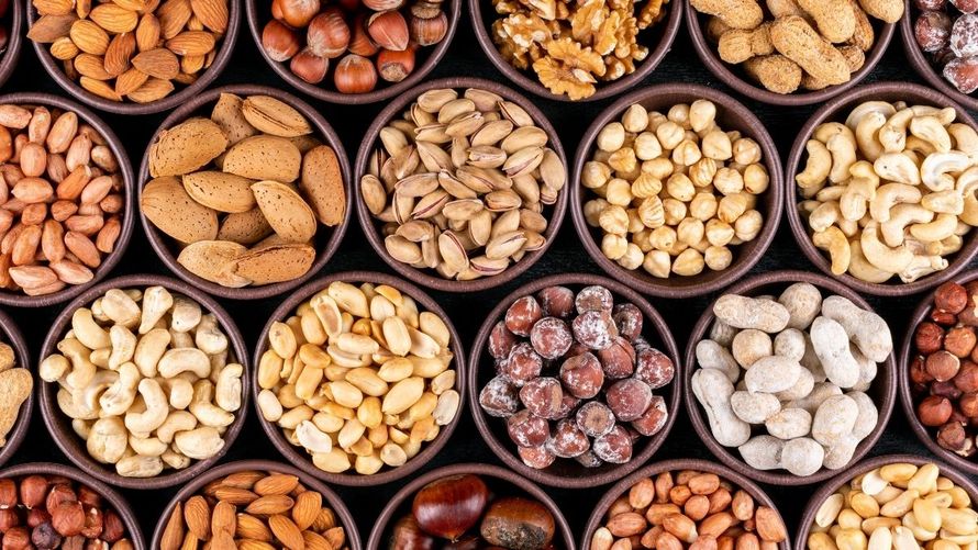 Aurelio Rojas, cardiólogo: “El consumo de 30 gramos de este fruto seco ...