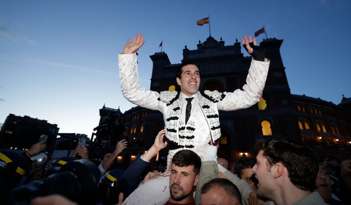 Talavante toca el cielo de Madrid con un desigual encierro de Núñez del ...