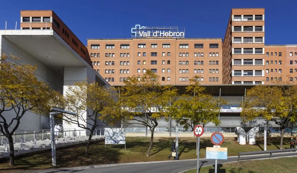 El hospital Vall d'Hebron cerrará 300 camas durante tres meses en verano