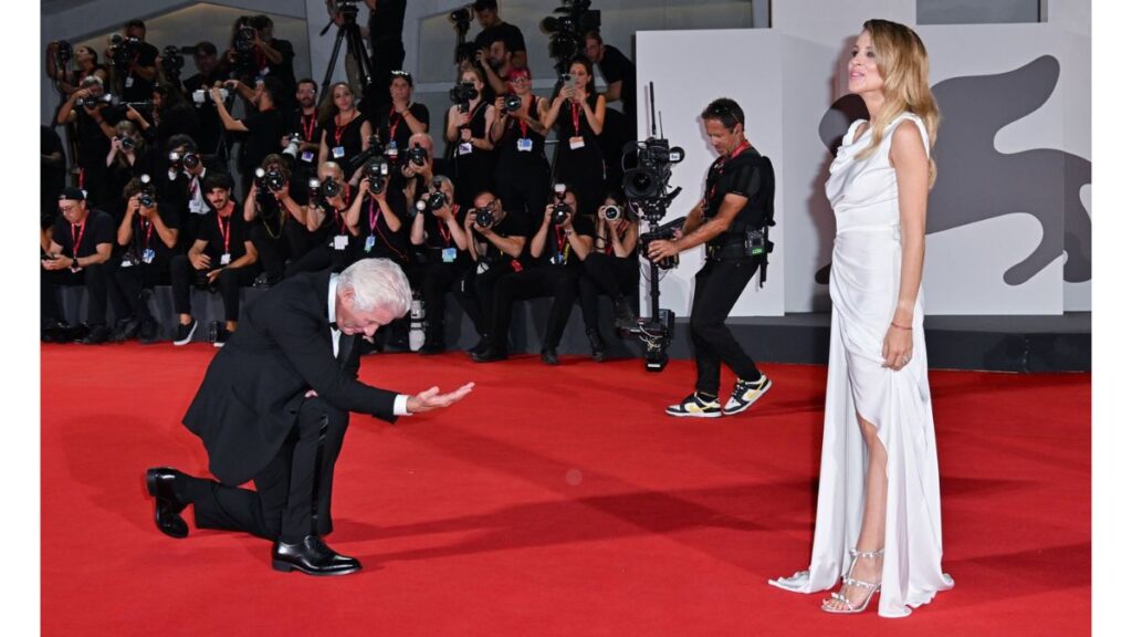 La romántica escena de Richard Gere con su mujer Alejandra Silva en ...